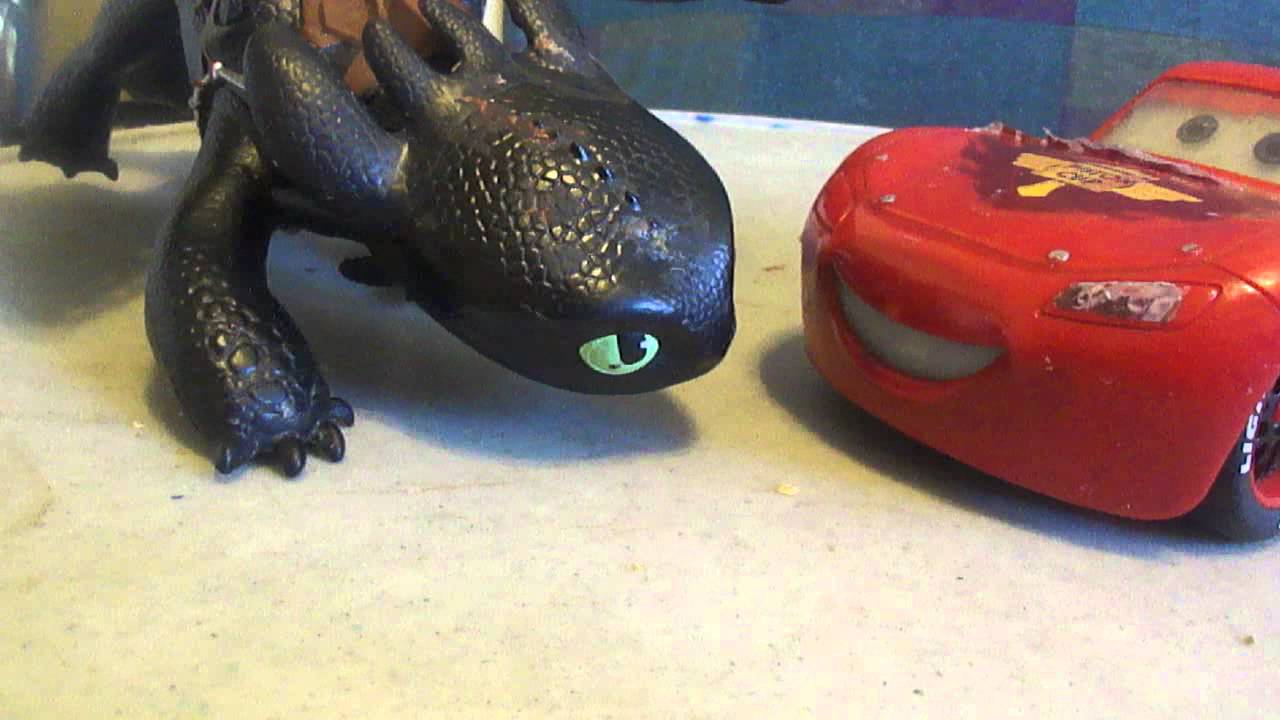 Toothless VS Lightning McQueen, Who would win!? - YouTube