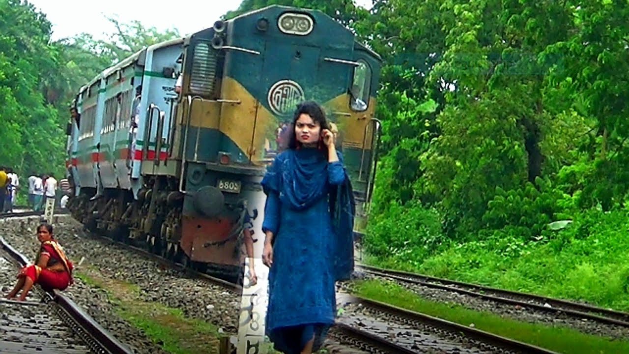 Bangladesh Railway ll 444 Km Longest White Pt inka Diesel Train Rupsha ...