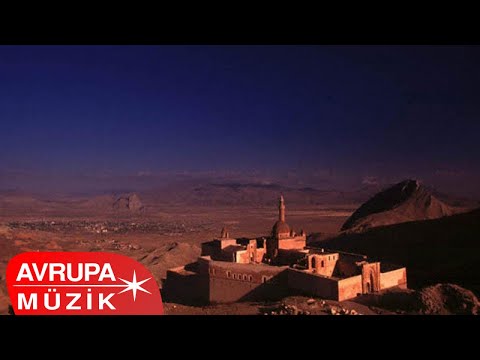 Çeşitli Sanatçılar - Gökte Uçan Tayyare (Official Audio)