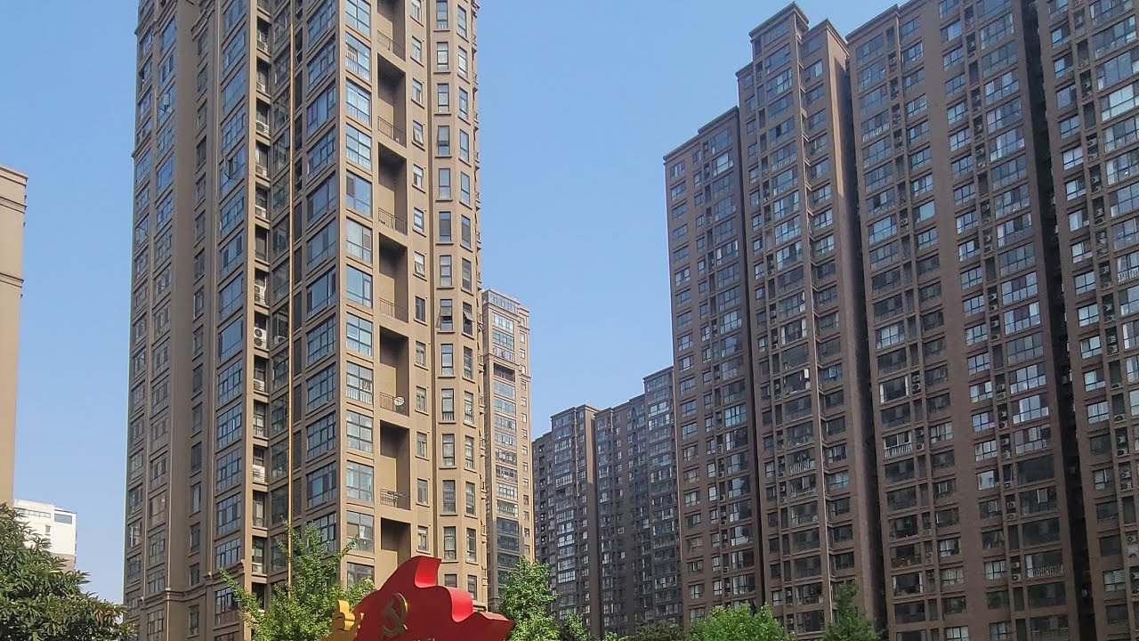 CONDO TOUR IN CHINA - YouTube