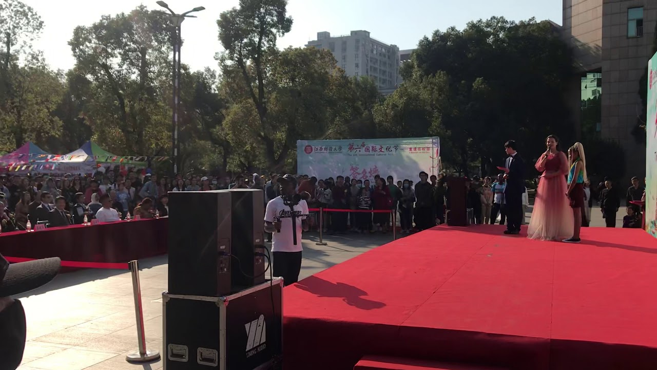 Foreign students who helped China during COVID-19 get awarded at JUFE ...