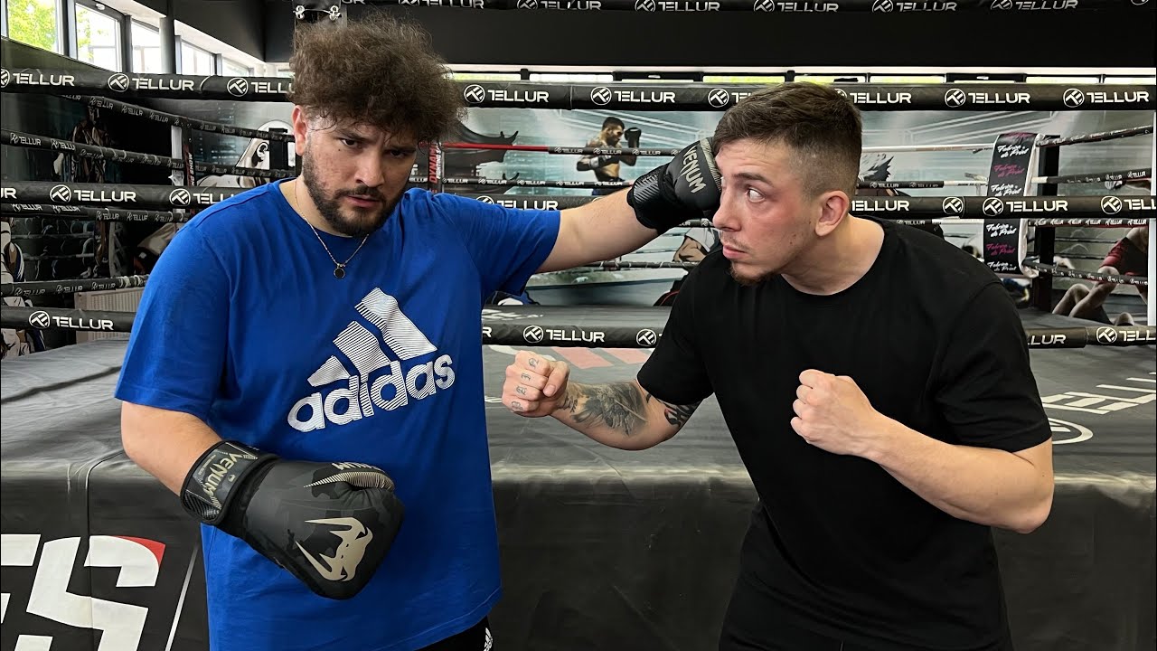 DRACEA M-A BATUT RAU IN SALA DE MMA!! - YouTube