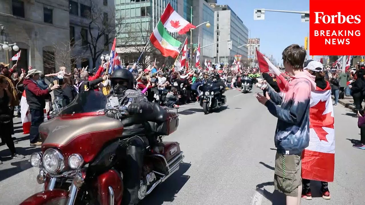 Anti-Mandate Bikers Protest In Ottawa In 'Rolling Thunder' Convoy - YouTube