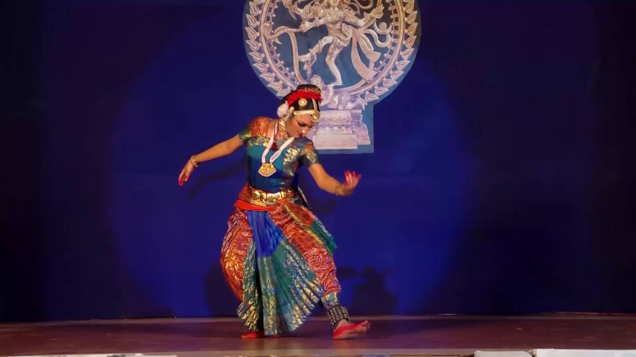 Meenakshi - Veera Rasa in Kuchippudi - YouTube