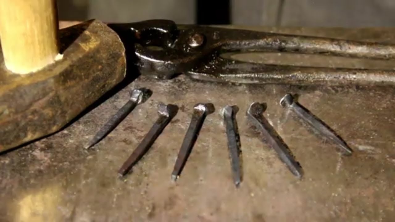 Blacksmithing-Nails made no special tools - YouTube