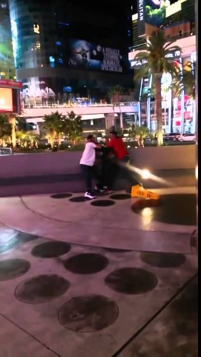 Las Vegas Gang Fight!! - YouTube