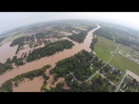 Areal Footage of Brazos River Flooding, Rosenberg, Texas - YouTube