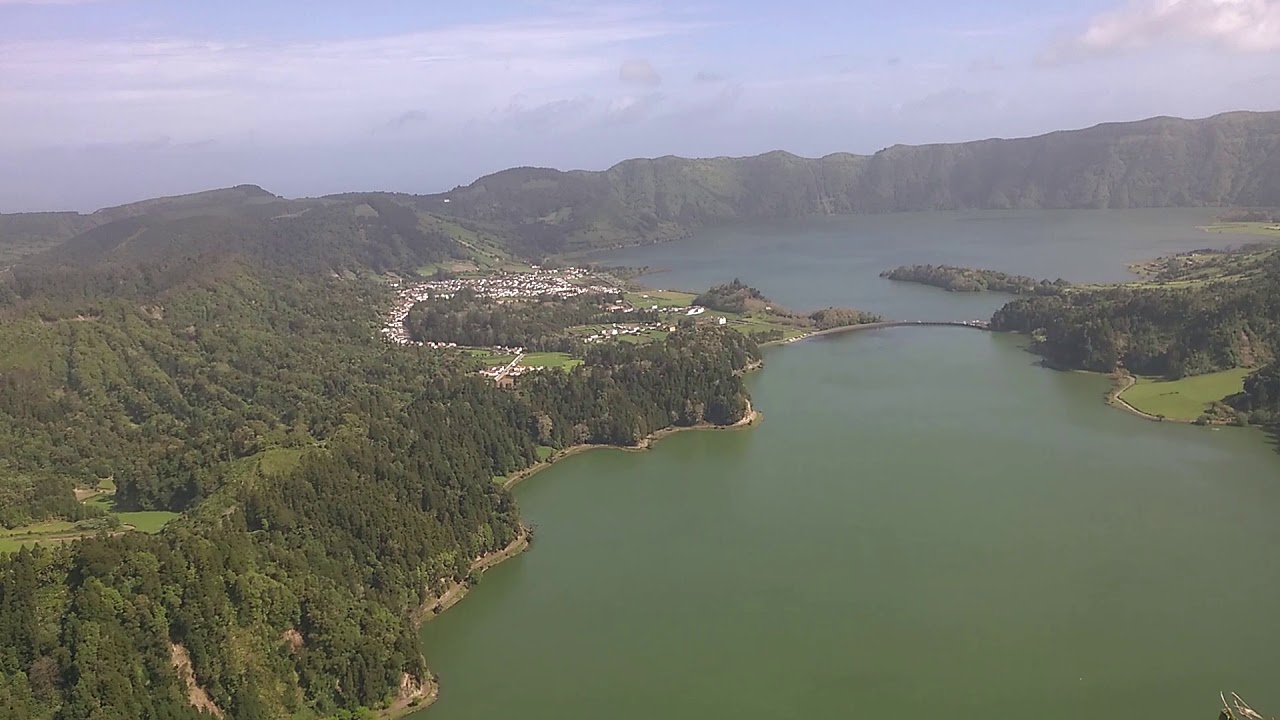 Azorien luontoa ja luonnonääniä - YouTube