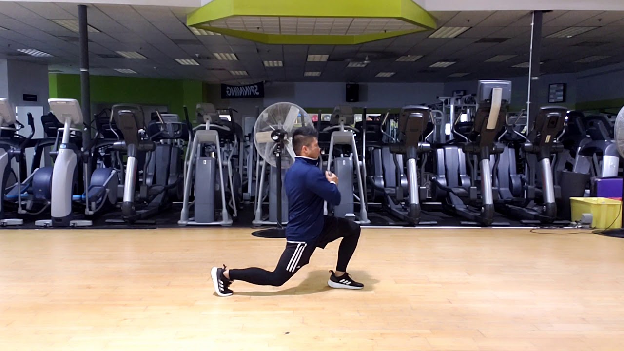 Kettlebell Crossover Lunge - YouTube