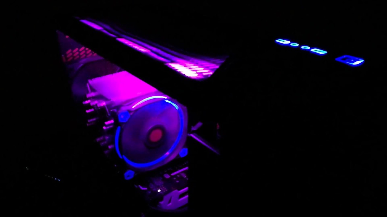 Deepcool EARLKASE RGB - Lighting Effect - YouTube