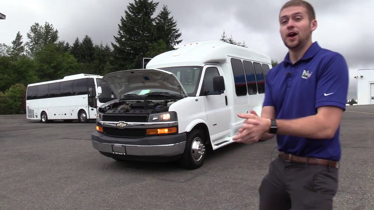 2009 Chevrolet Turtle Top 14 Passenger Shuttle Bus - S36739 - YouTube