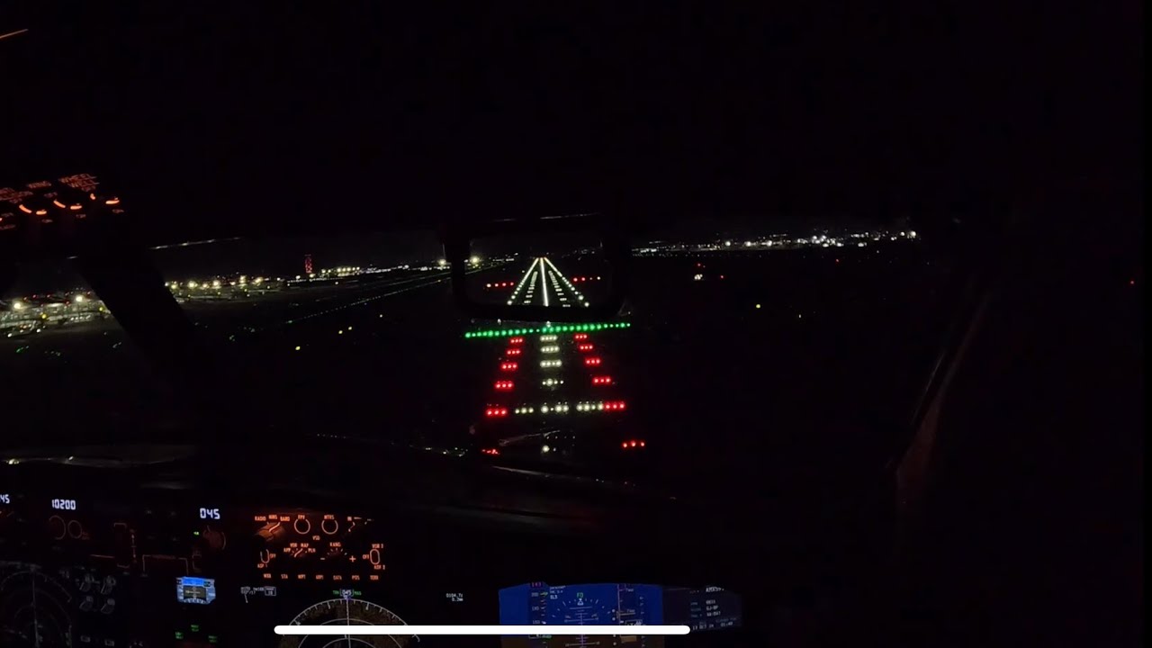 *POV* Boeing 737 MAX 8 Approach and Landing at Santa Lucia AFB (NLU ...