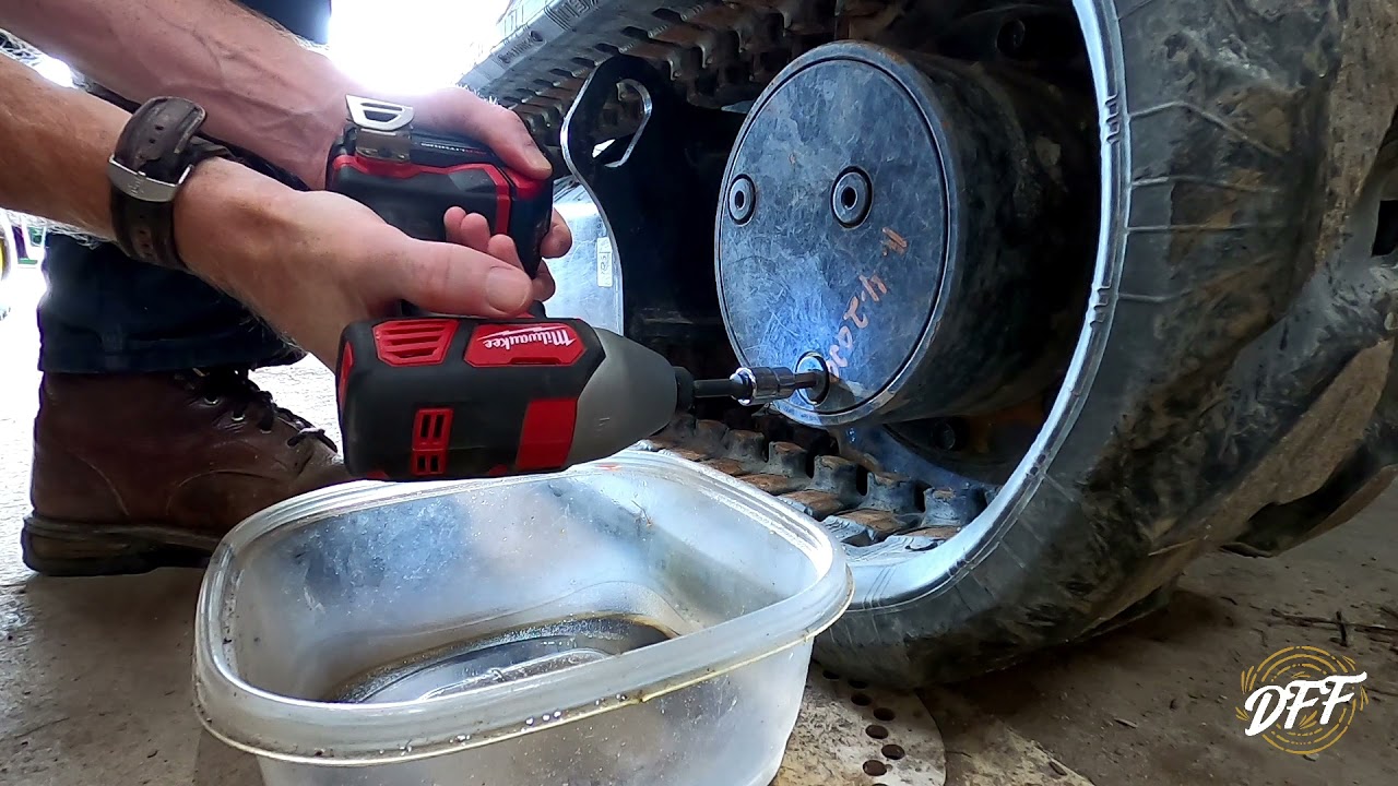 Mini Excavator Drive Unit Oil Change - YouTube