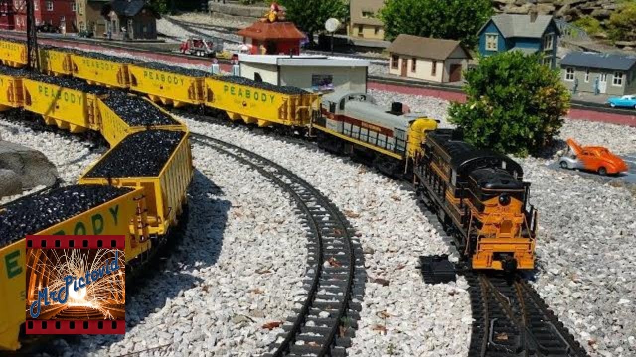 G Scale Trains At The Riverside Garden Railroad Club - YouTube
