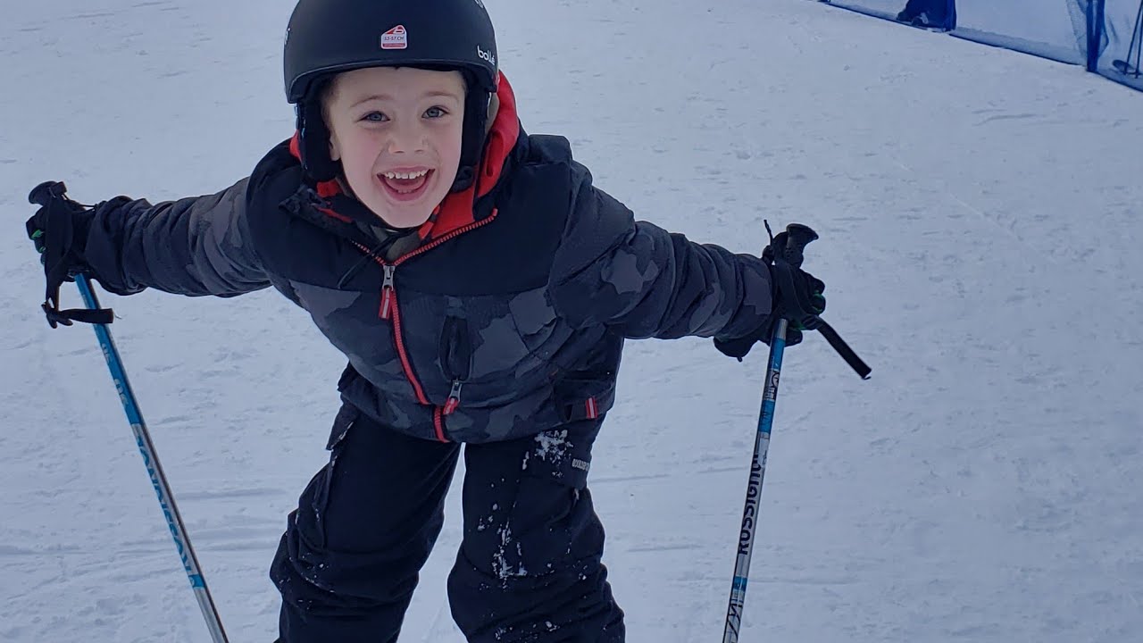 Daniel learns how to Pizza Ski - YouTube
