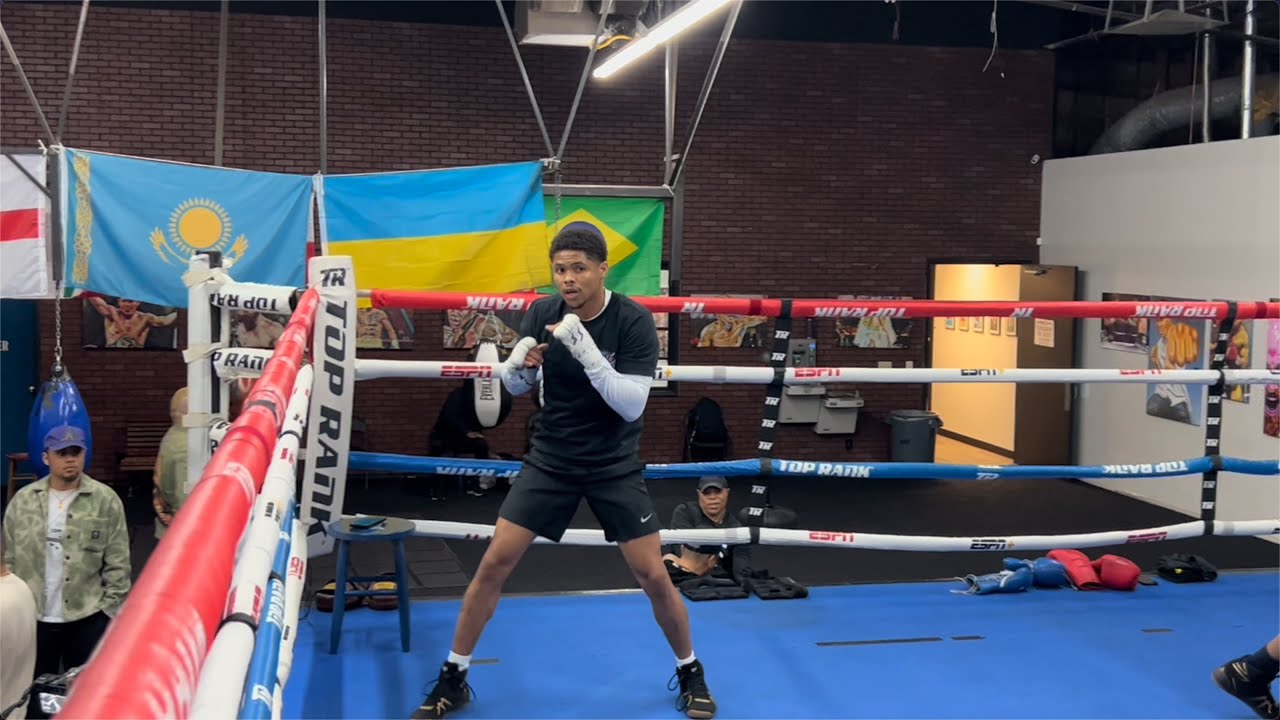 SHAKUR STEVENSON SHADOW BOXING IN CAMP FOR YOSHINO AT TOP RANK GYM IN ...