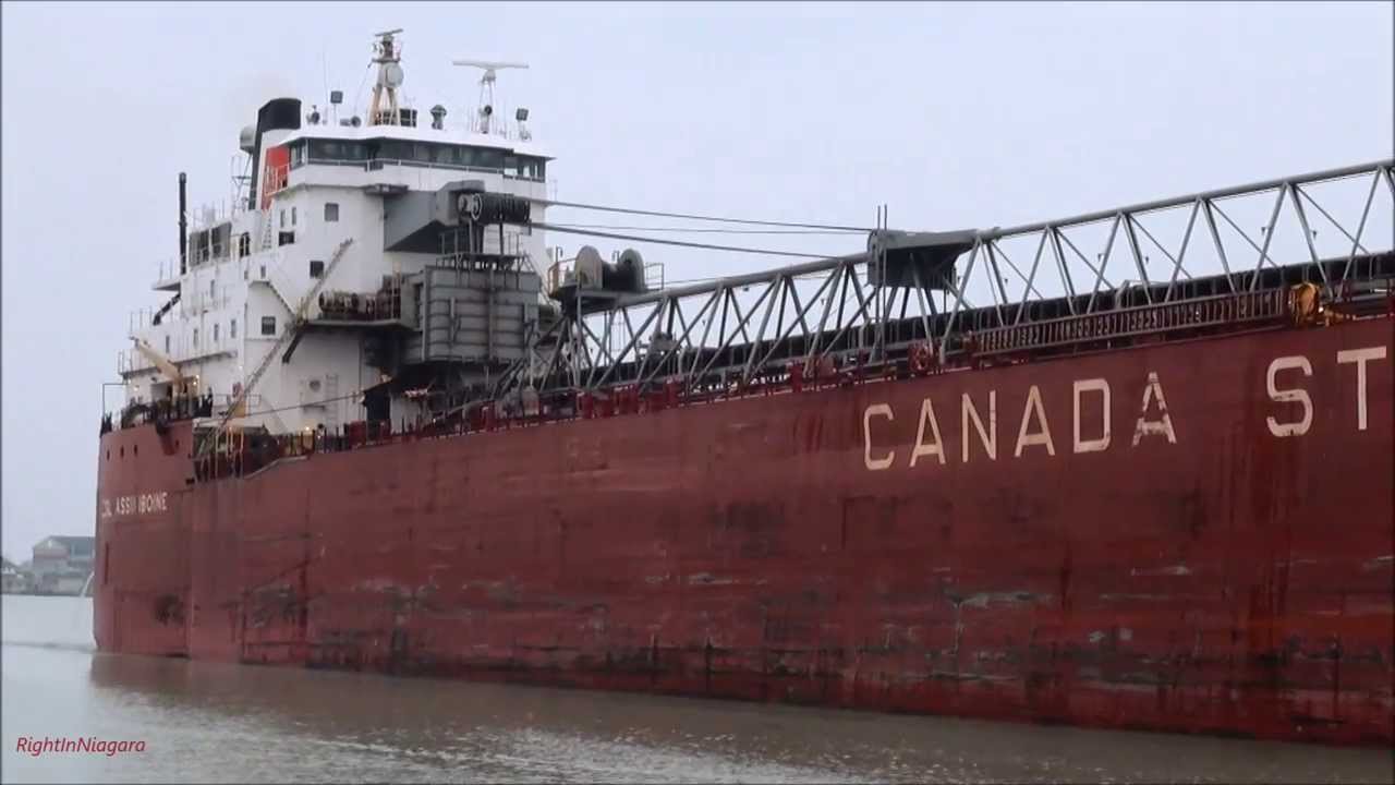 Ship CSL ASSINIBOINE above Lock 1, Welland Canal, 2013 - YouTube