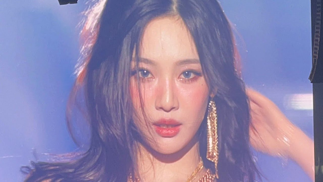 닝닝 - Bored 앵콜콘서트 솔로 aespa ancore concert / ningning - bored! - YouTube