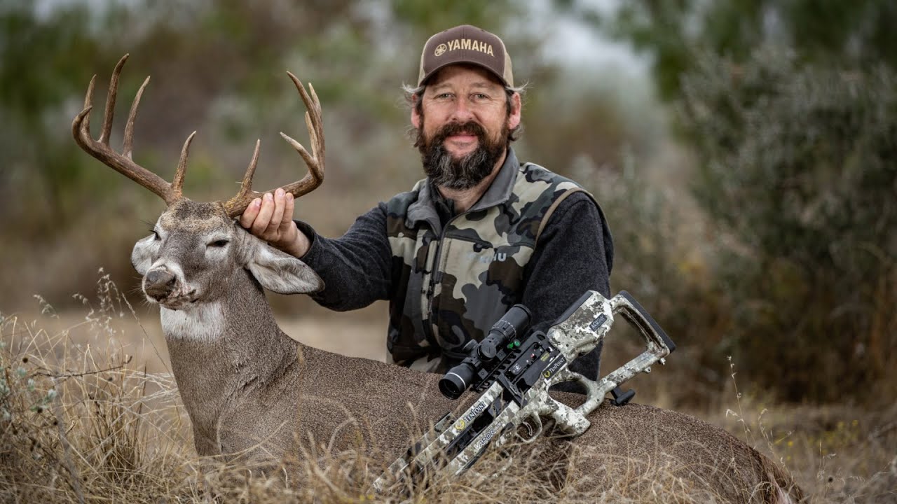 Crossbow Hunting with David Draper - TenPoint Vapor RS470 - YouTube