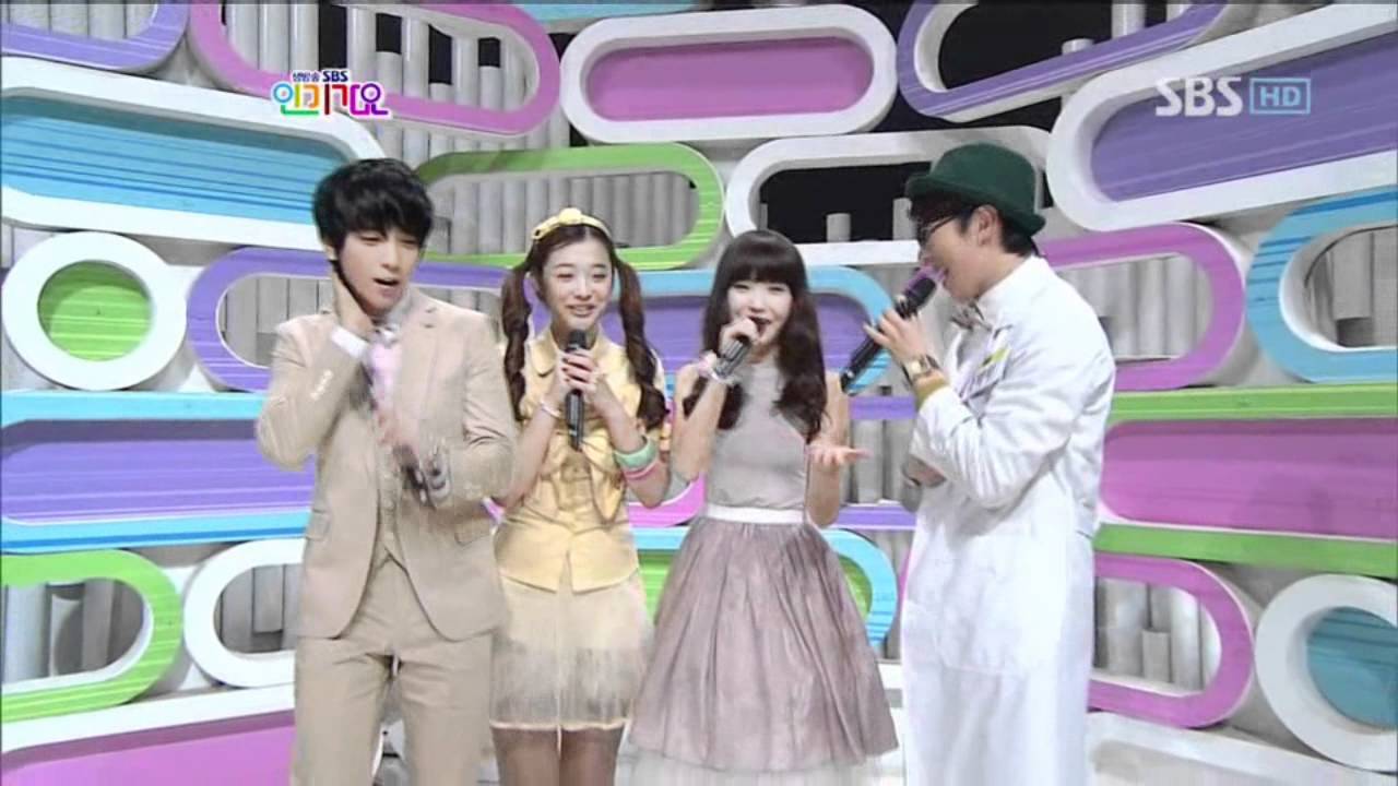IU - Interview (아이유-인터뷰) @SBS Inkigayo 인기가요 20110220 - YouTube
