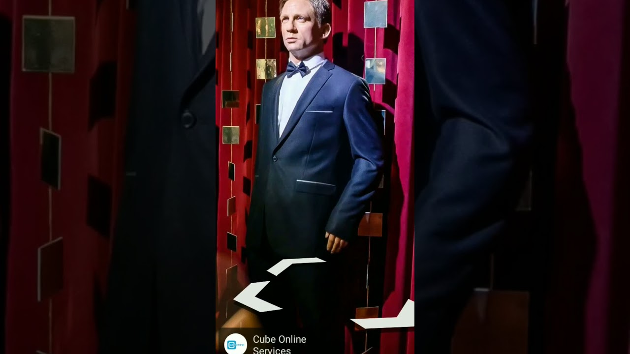 Stephen Hawking Statue Art 😱😱 Found On Google Map #shorts - YouTube