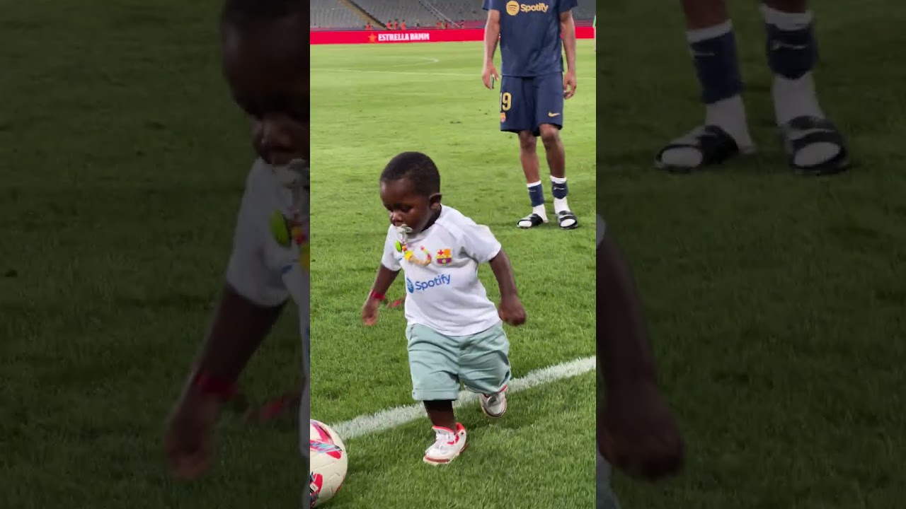 Lamine Yamal et son petit frère 😍 #fcbarcelona #LamineYamal #shorts ...