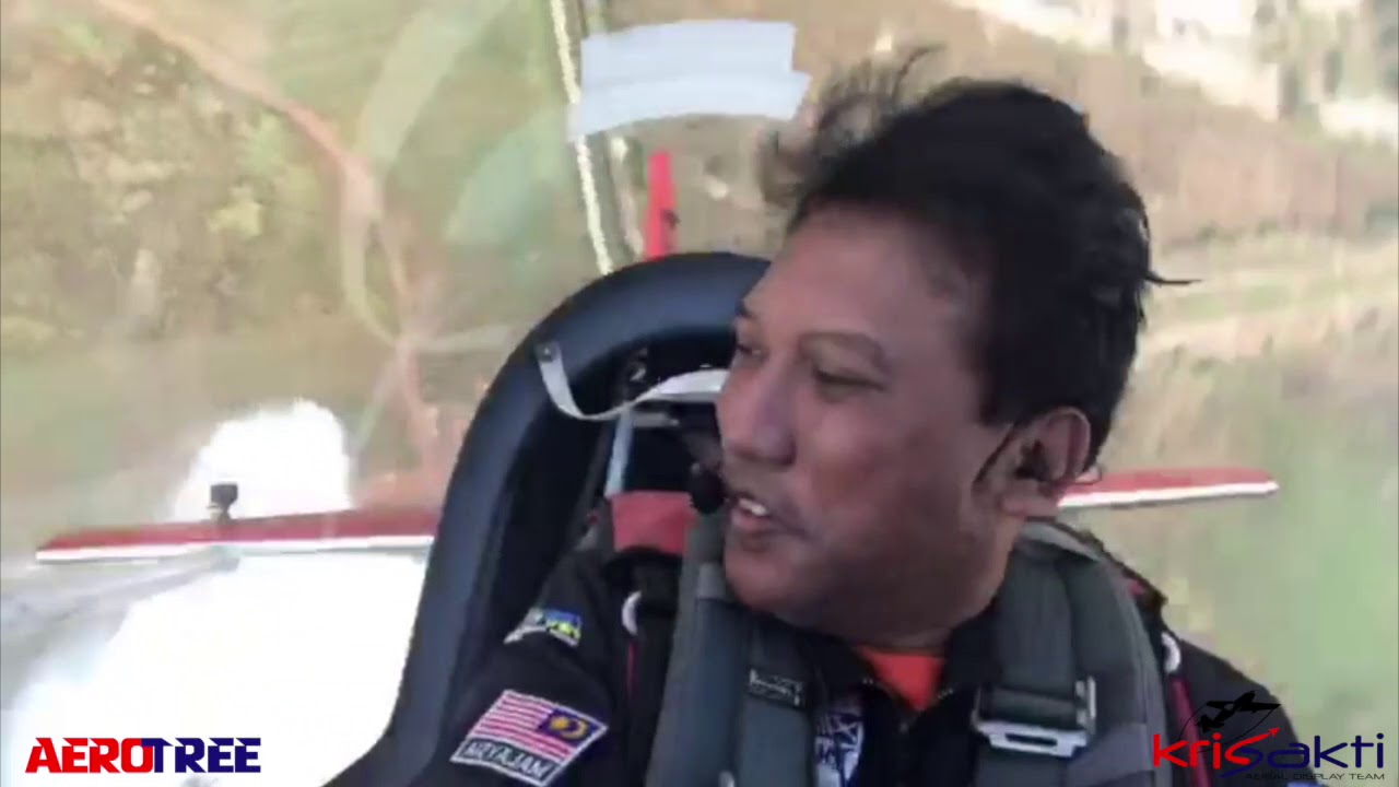 KRISAKTI AERIAL DISPLAY TEAM - YouTube