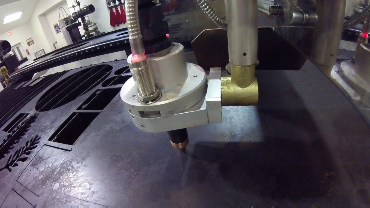 PLASMA CUTTING BAD ASS SKULLS AND SHIT - YouTube