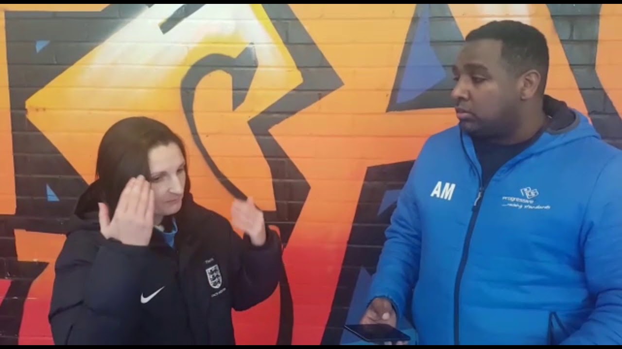 Jogabola futsal Michelle Wilcock interview - YouTube
