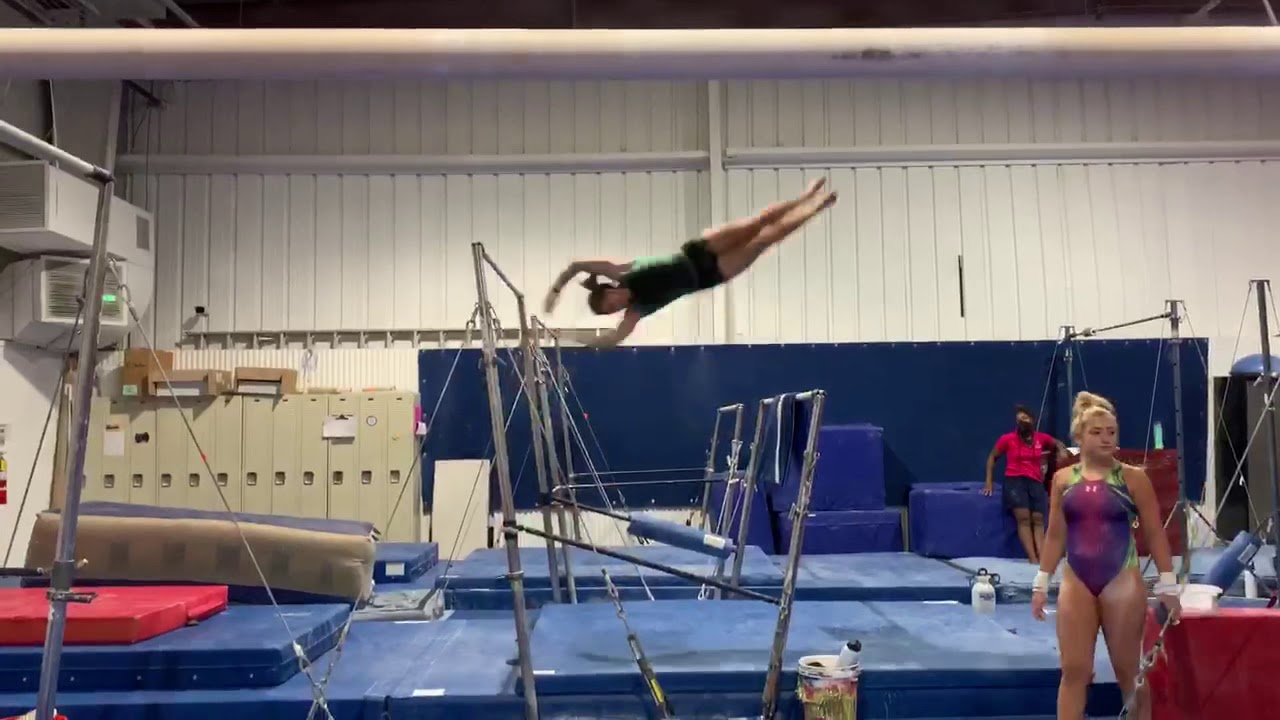 Bars: shoot over handstand Hannah Burke class of 2022 - YouTube