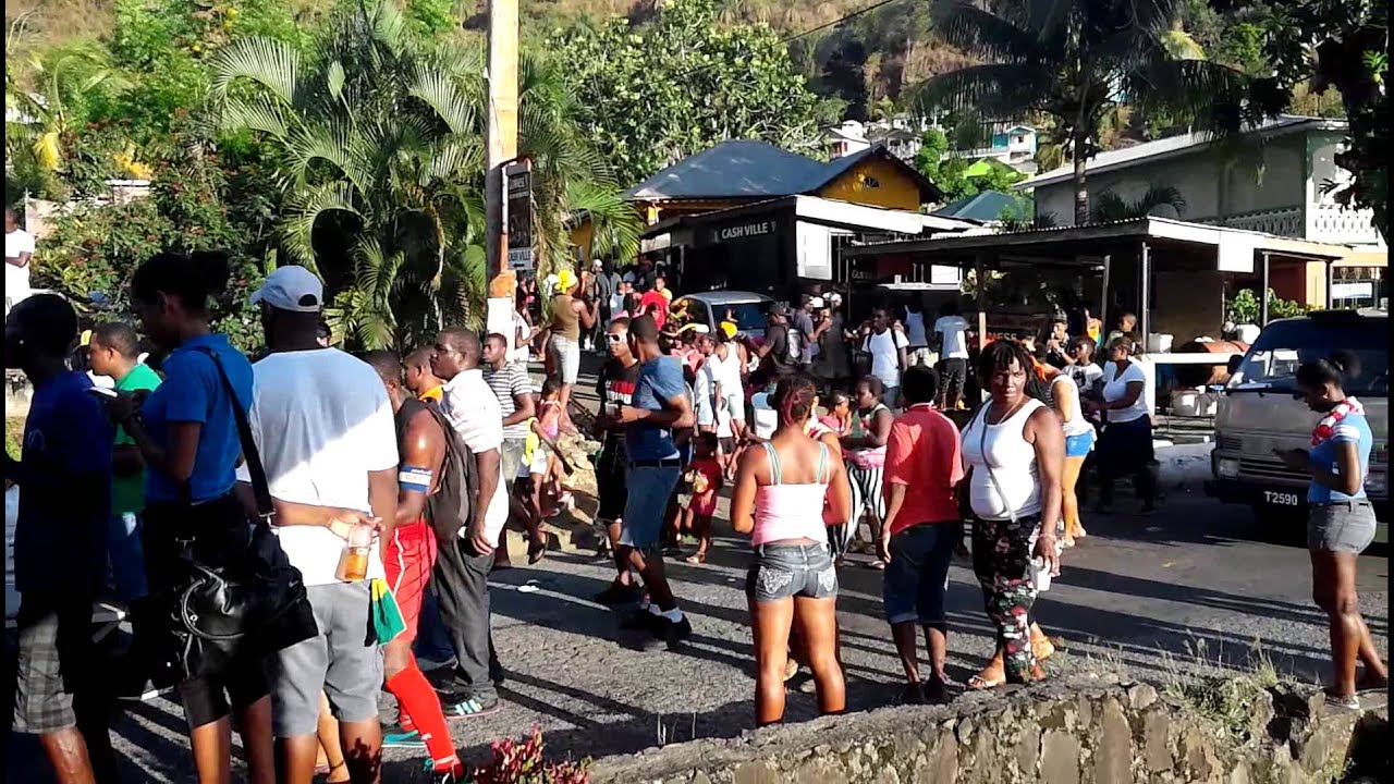 LAYOU CARNIVAL 2014 part 3 - YouTube