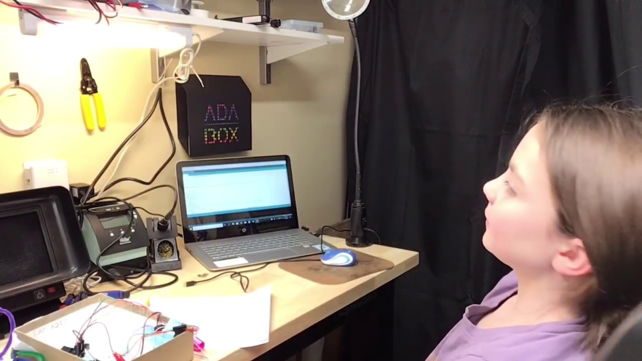 Jo HighVoltage Recess Robot - YouTube