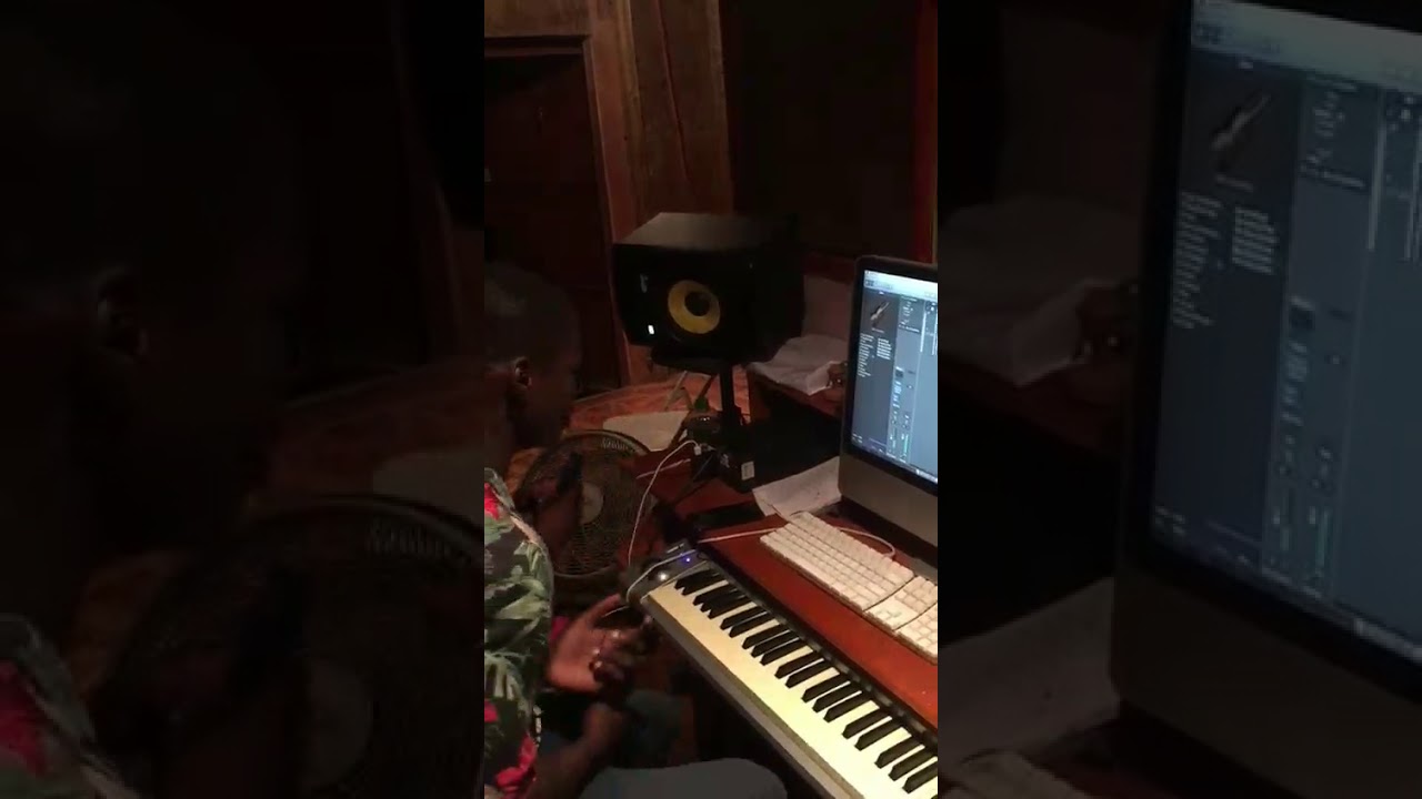 Vin gade jan Obed Louis ap Chanter sou yn instrumental (sonje abòne ...