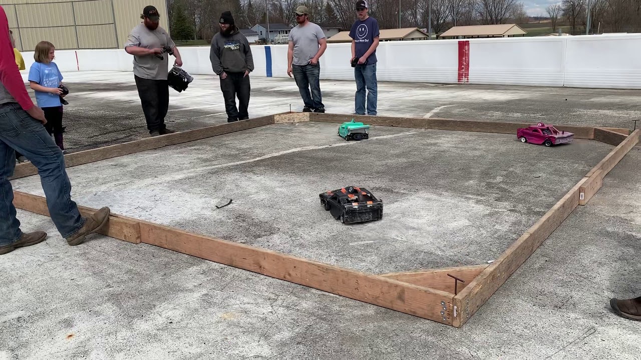Rc demo derby feature part 2 - YouTube