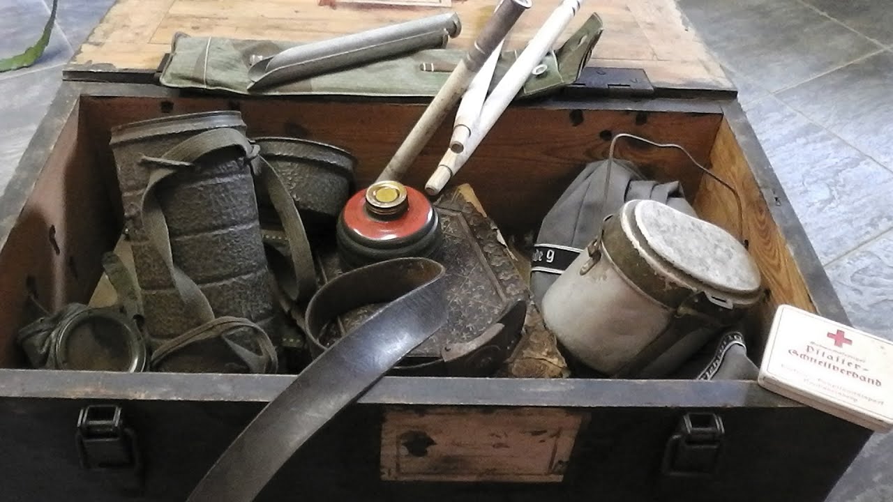 WW2 Relikte Teil 115 : Wehrmacht-Kiste mit Inhalt vom Schuldachboden ...