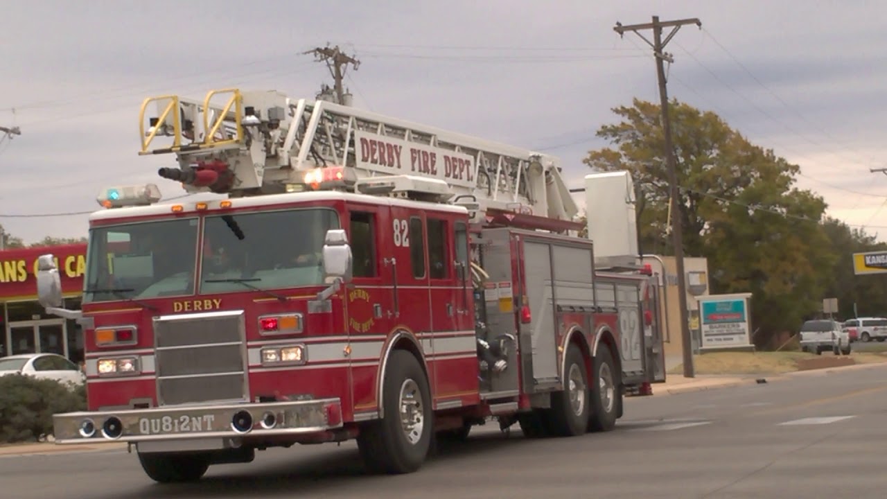 Derby Fire Department Q82 Responding - YouTube
