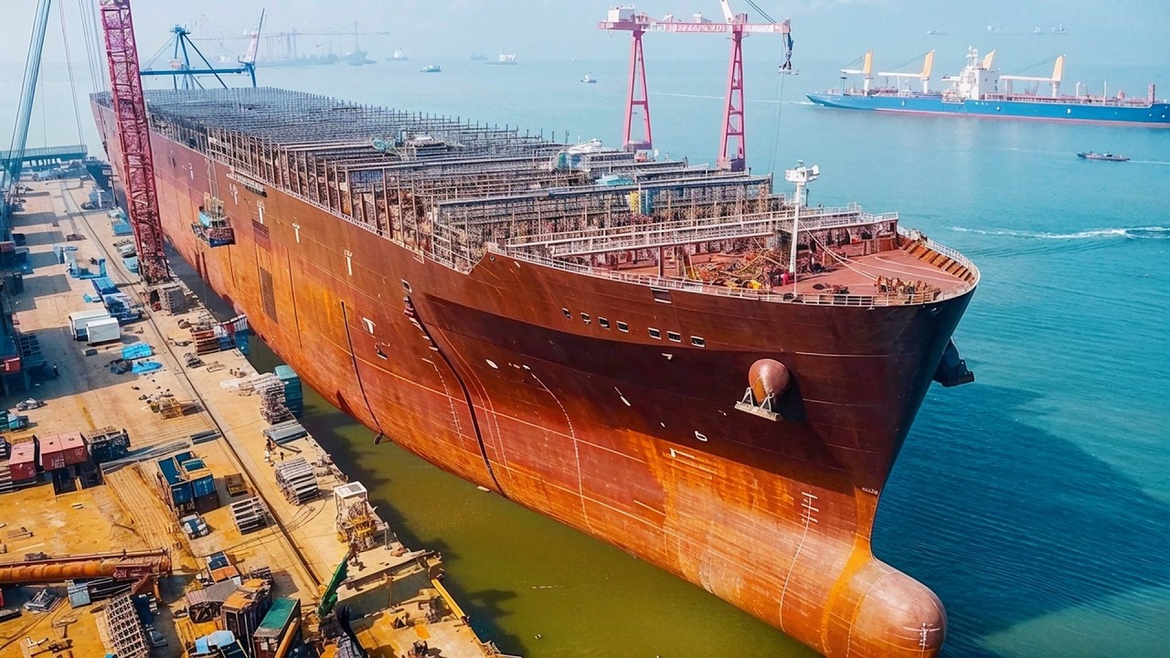 INSIDE the World's LARGEST Container Ship EVER BUILT - YouTube