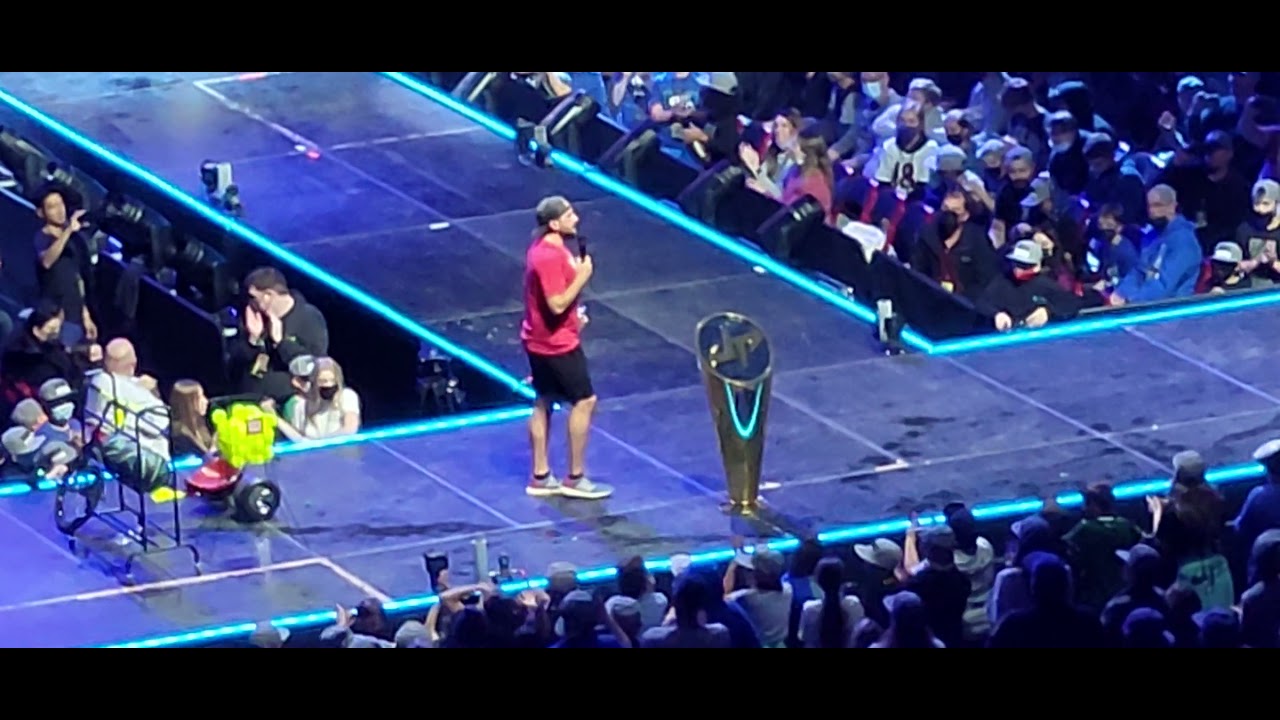 Dude Perfect Live Tour 2021. Last stop, Portland. OR - YouTube