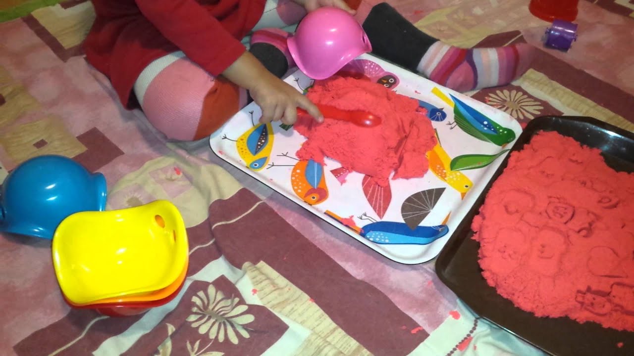 Nisipul kinetic, jucariile Moluk si bucuria de a canta - Iepuras ...