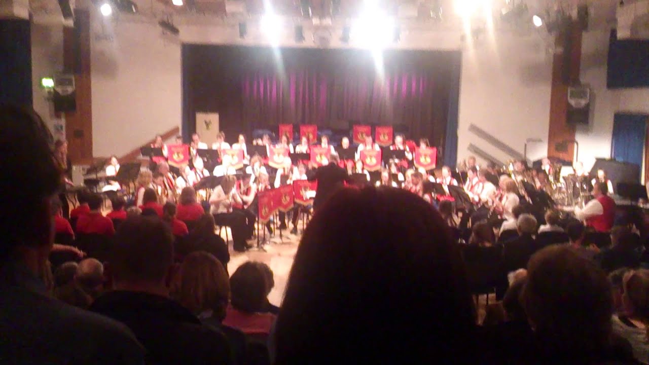 Linlithgow Reed Band perform The Roke, arr. McDowell - YouTube