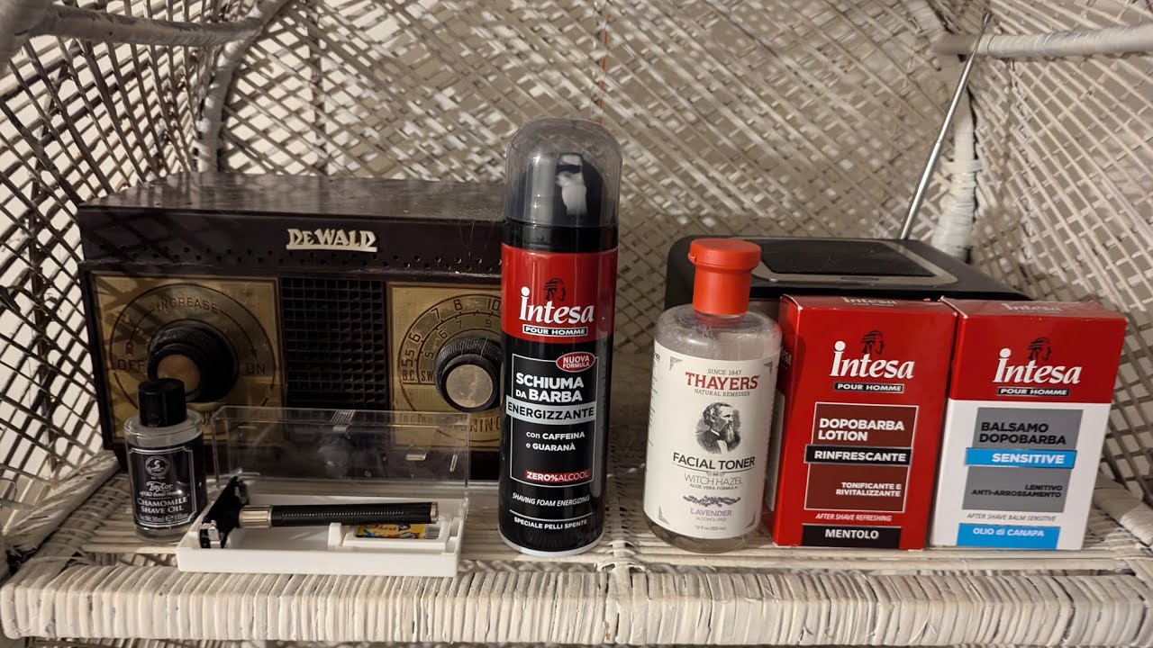 Feather Popular Razor/Intesa Energizzante Foam - YouTube