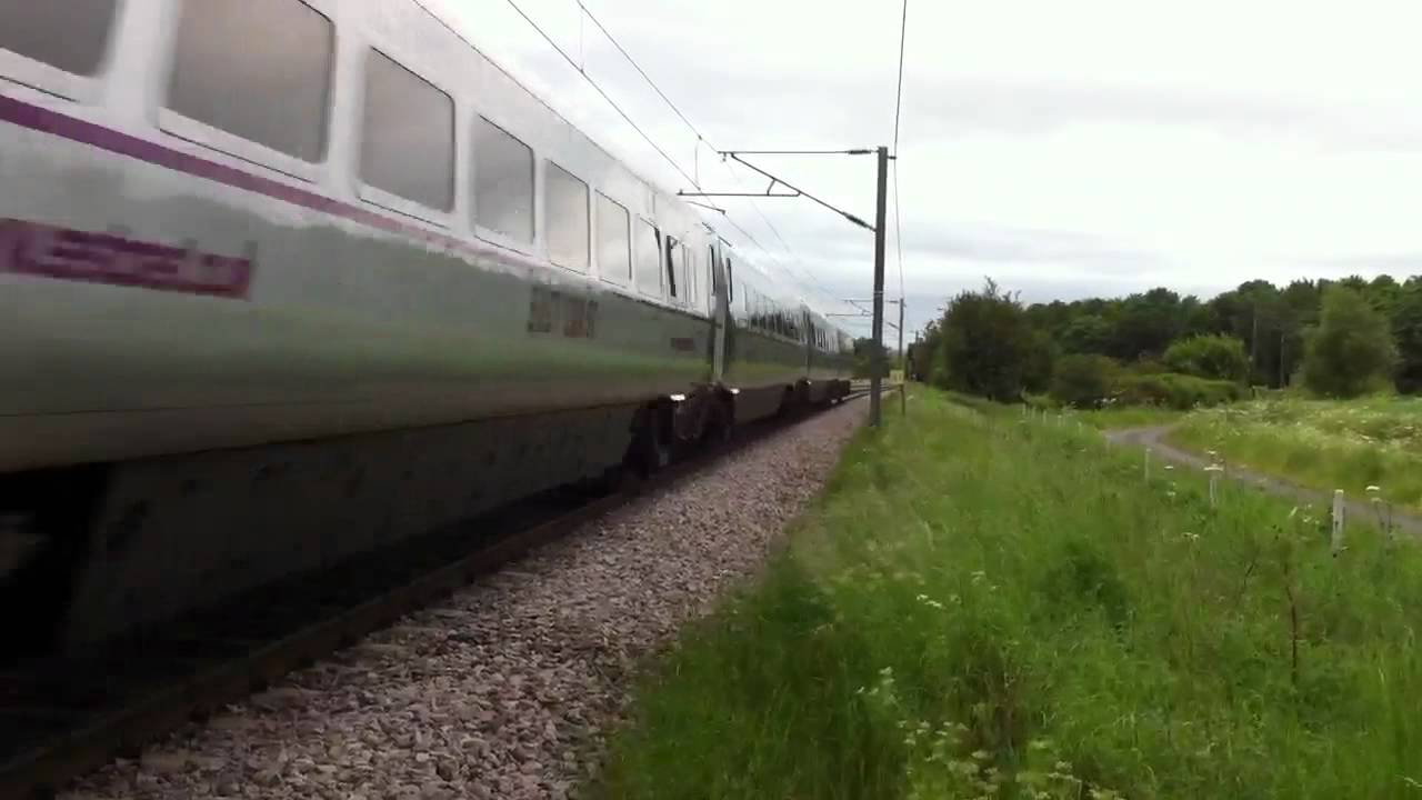 East Coast Trains Class 91 with single horn - YouTube