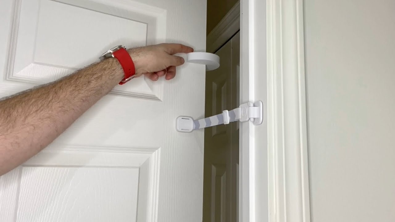 Door Buddy Review & Demo: The Key to Cat Happiness? - YouTube