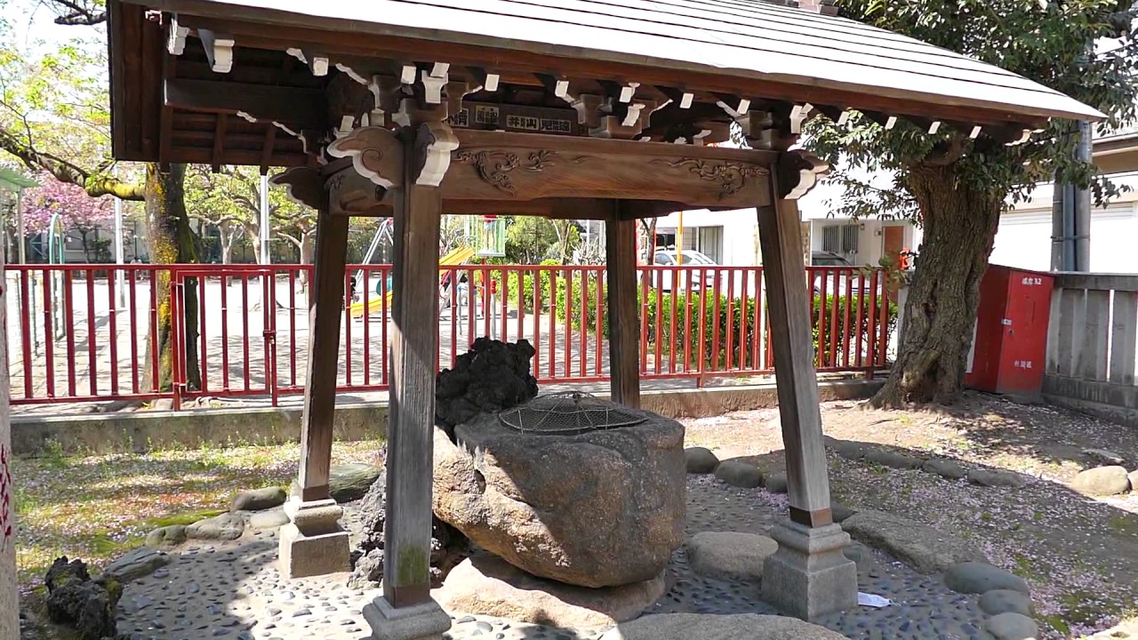 鎮守の杜（石稲荷神社・台東区根岸4-16-17）# - YouTube