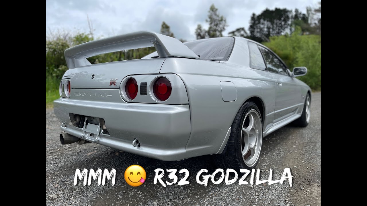 Can't get enough of the R32 GTR Godzilla's! - YouTube