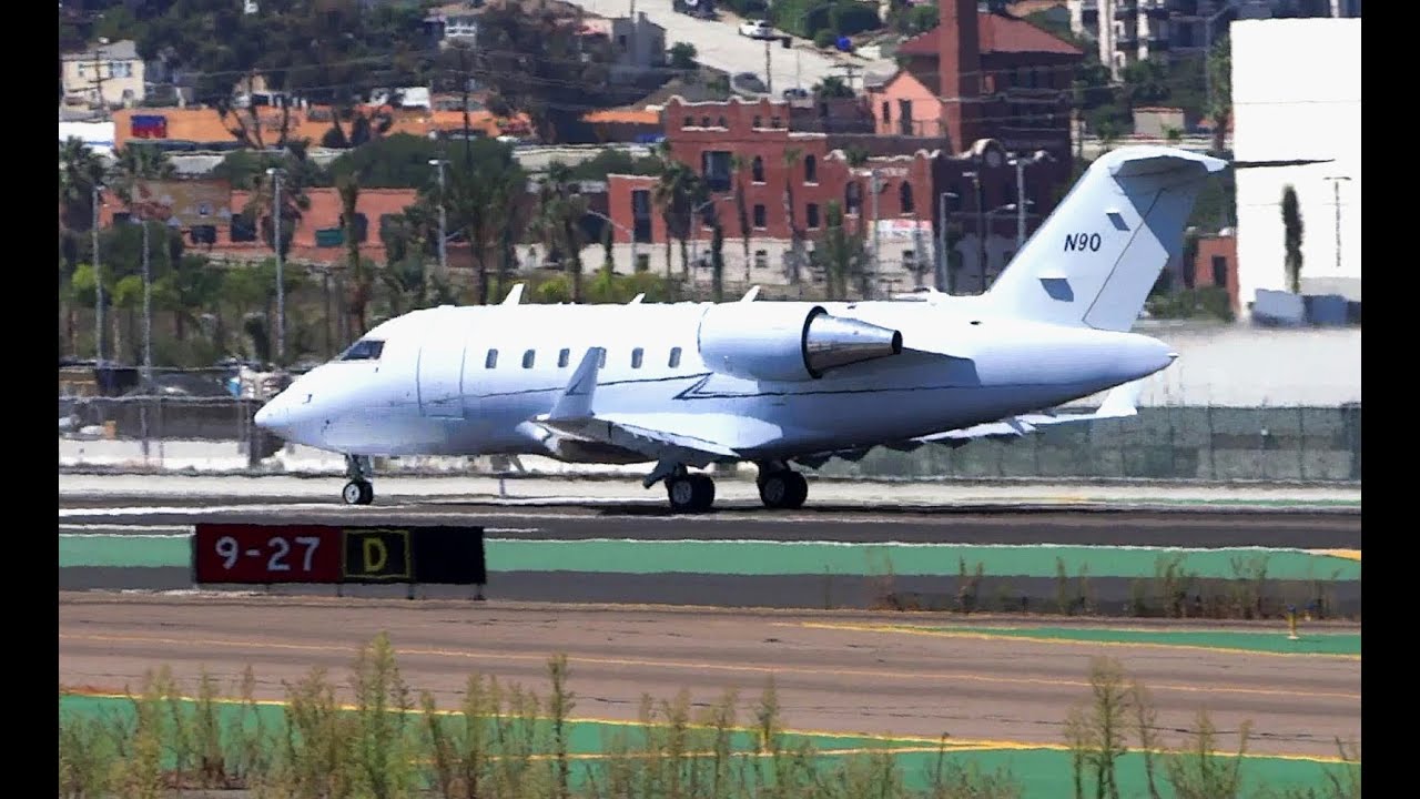 FAA Bombardier Challenger 605 Takeoff San Diego - YouTube