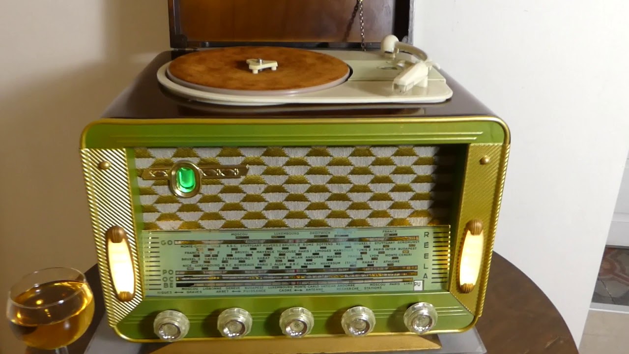1956 Bluetooth vintage antique Record Player tube radio speaker ...