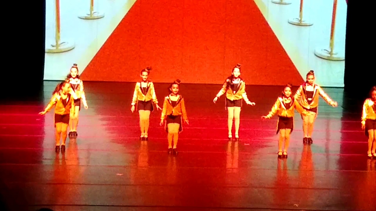 Sapateado Giulia Lima - YouTube