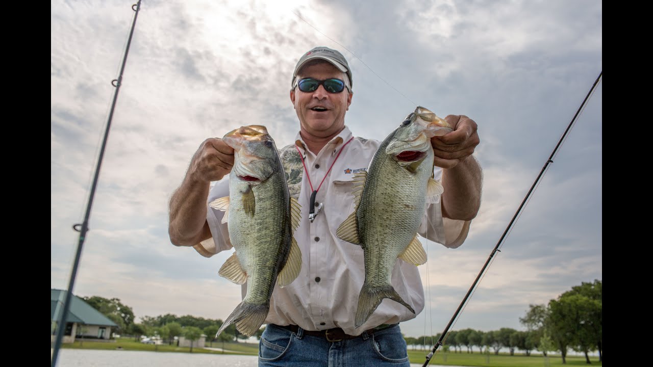 Ranch for Sale - Bass Fishing on the El Corazon Ranch - YouTube