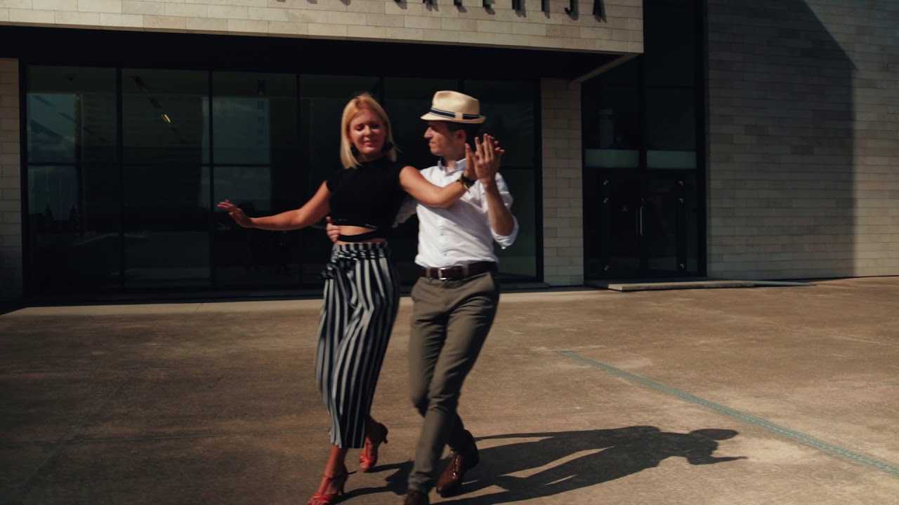 Son Cubano by Vuelta Dance studio / Descember Bueno - El Taxista ...